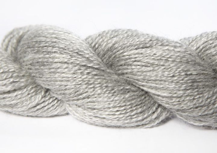 2 tråd Kid Mohair - Grå 2102 - Lofotstrikk